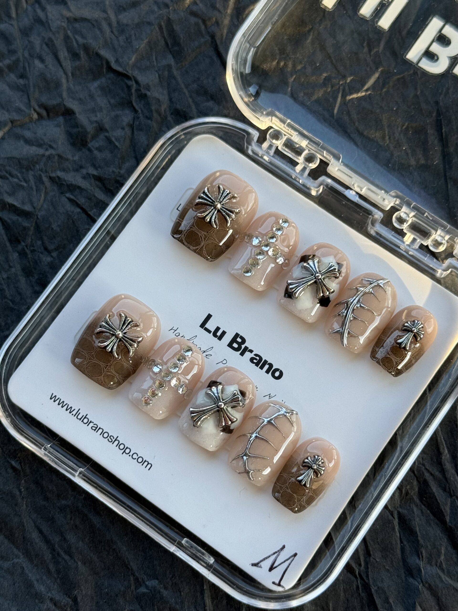 Cool Snake Print & Chrome Heart Short Nails by LuBrano - in.cube8r