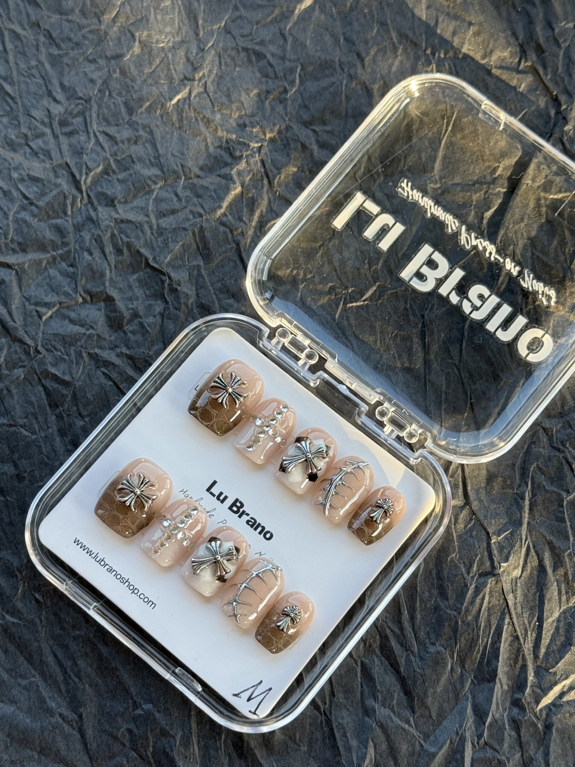 Cool Snake Print & Chrome Heart Short Nails by LuBrano - in.cube8r