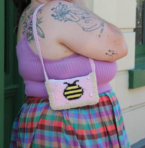 Crochet Bumblebee bag by Spaghetti dreams - in.cube8r